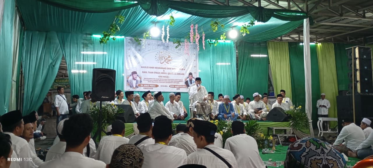 Pedagang Pasar Senen Rayakan Maulid Nabi Muhammad SAW 1447 H/2025 M dan ...